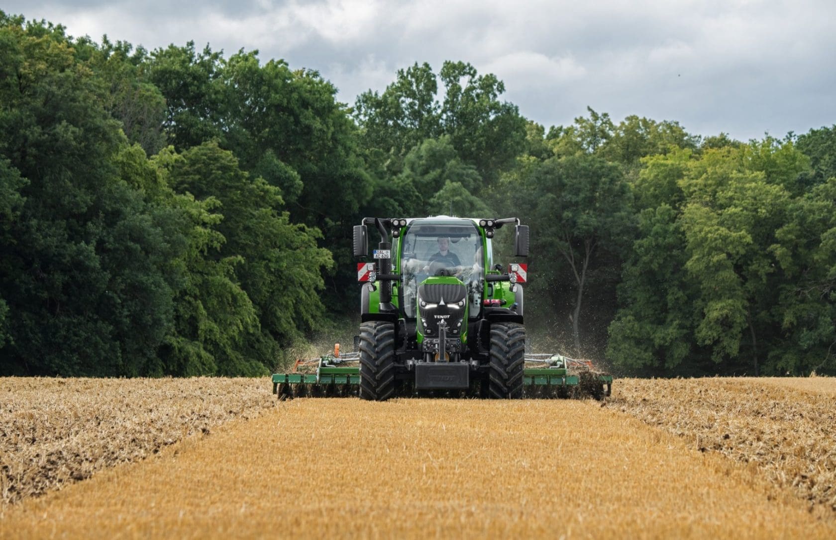 Naturally Superior. The All-New Fendt 600 Vario - Hamilton Ross Group