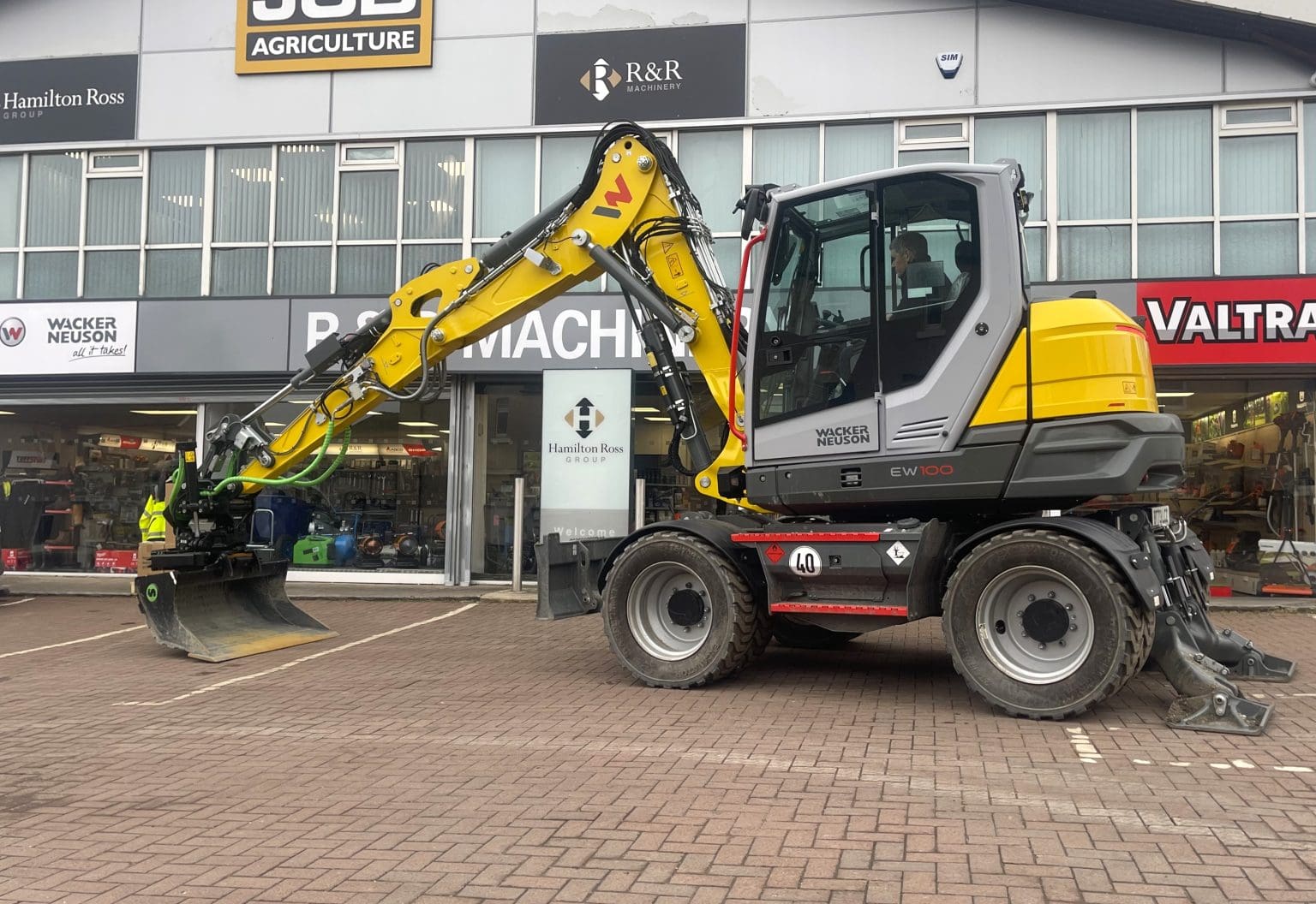 Wacker Neuson EW100-2 Demo Available Now! - Hamilton Ross Group