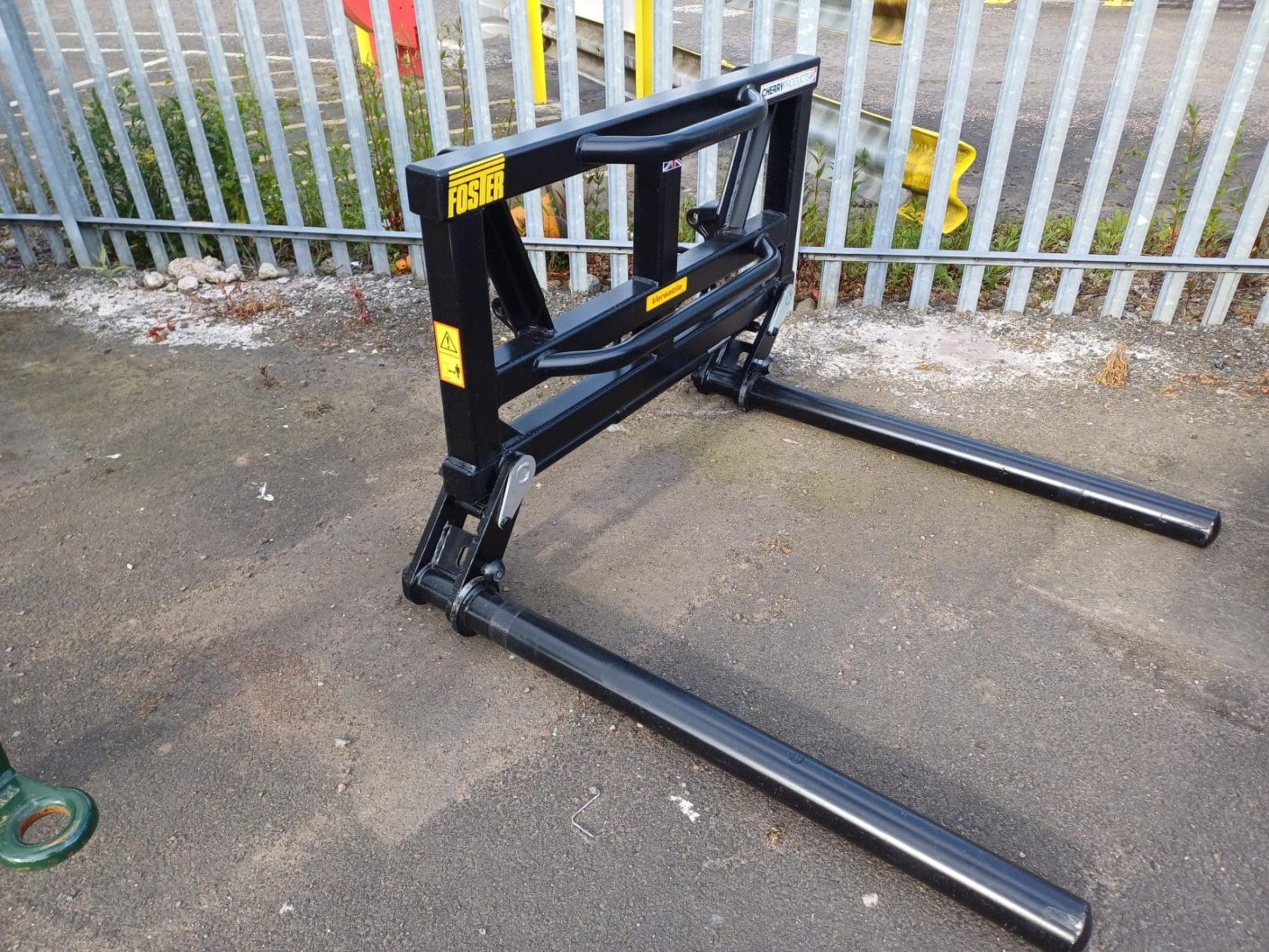 Foster Bale Handler - Hamilton Ross Group