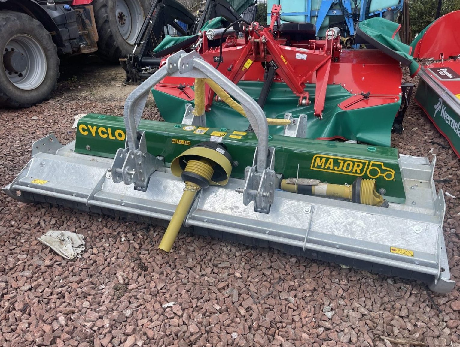 Major MJ31-280 Cyclone Mower - Hamilton Ross Group