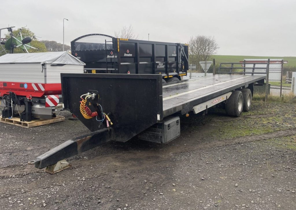 McQueen 32ft Trailer - Hamilton Ross Group