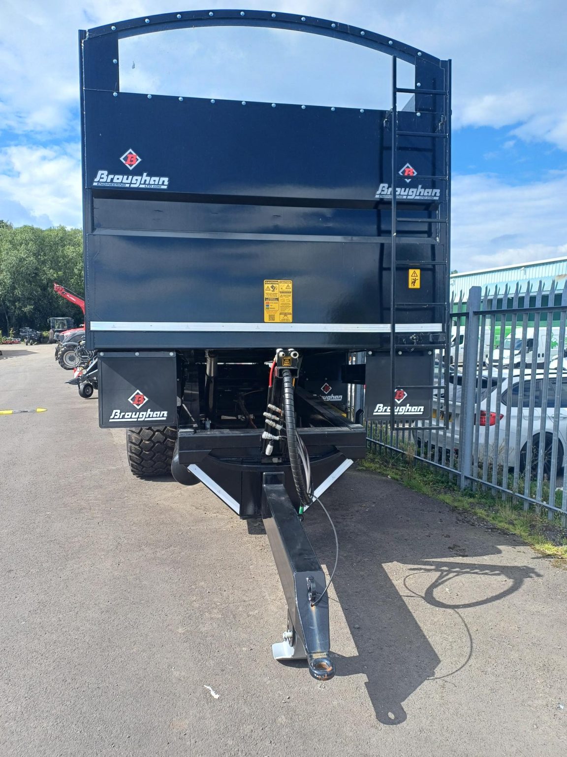 Broughan 16T Mono Trailer - Hamilton Ross Group