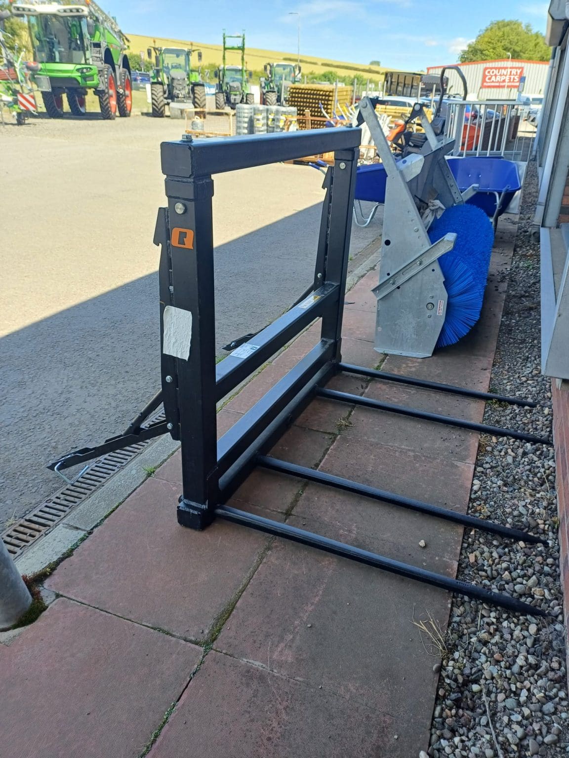 ALO Square Bale Fork - Hamilton Ross Group